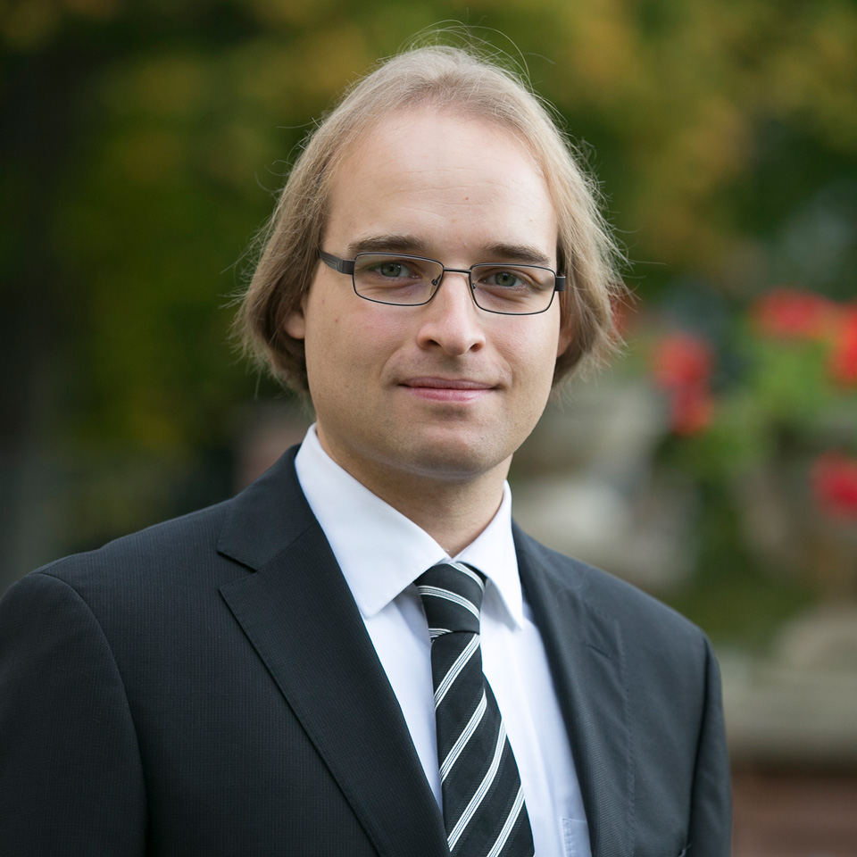 Dr. sc. Sebastian Trimpe – KlarText